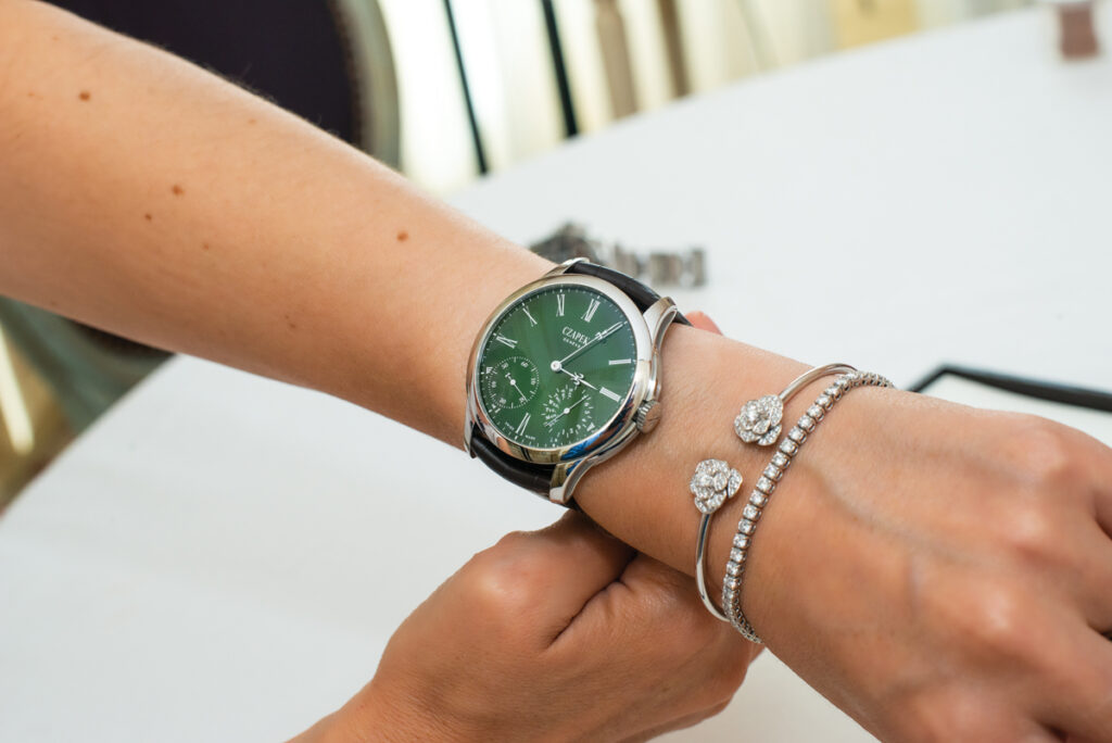 Geneva Watch Days: aur, mov, verde - Forbes.ro