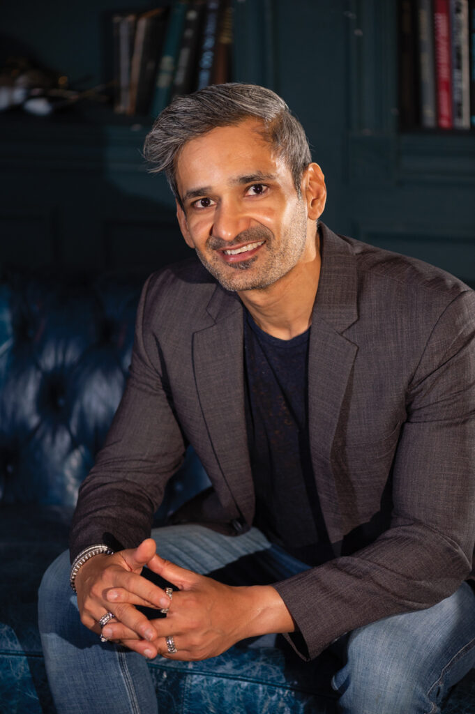 Tariq Riaz: Tangoul nestematelor - Forbes.ro