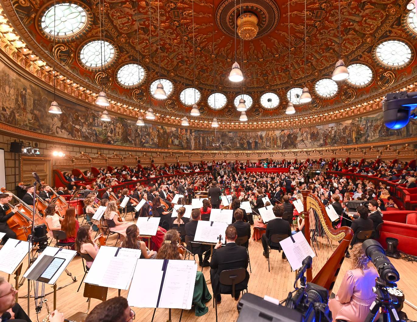 Concertul Regal Caritabil - spectacol-eveniment al generozității și ...